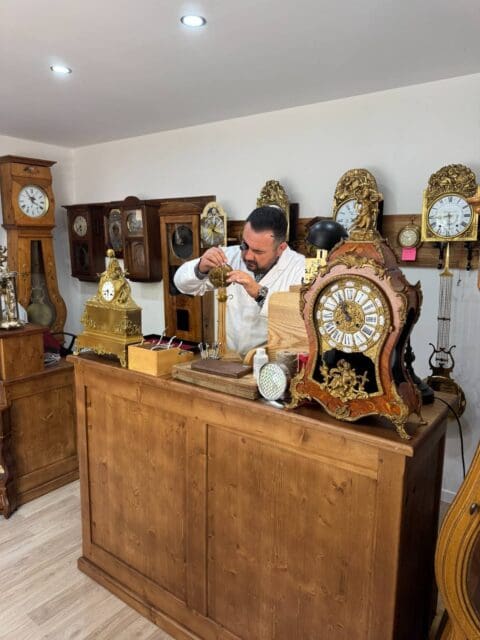 L'Atelier de l'Horloge | Artisan Horloger | Réparateur à domicile